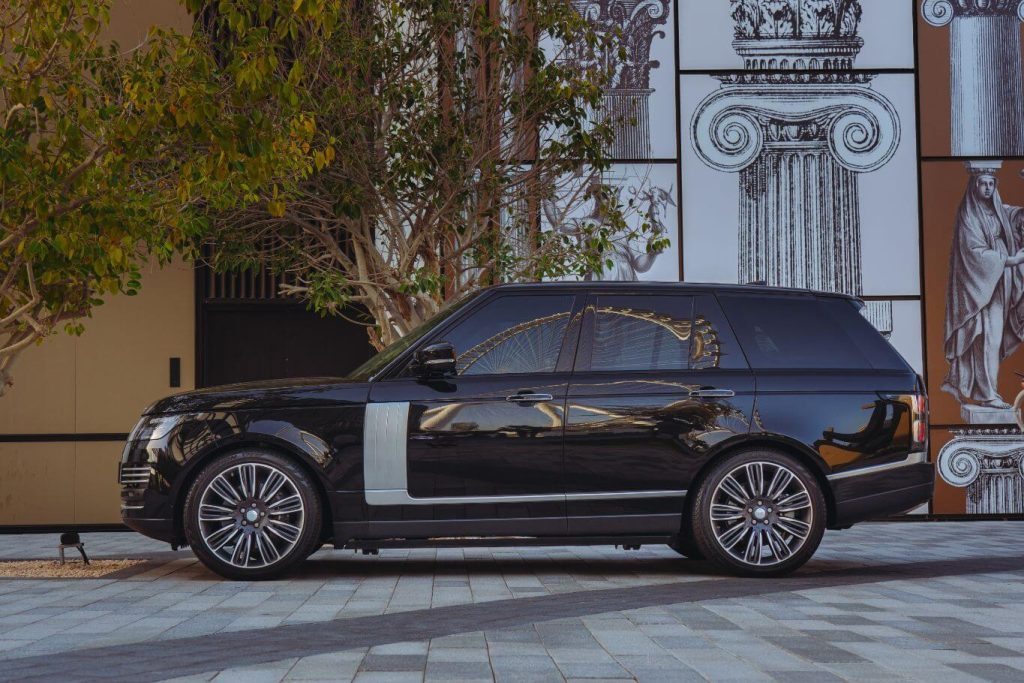 Rent Range Rover Vogue Autobiography in Dubai | Best Deals